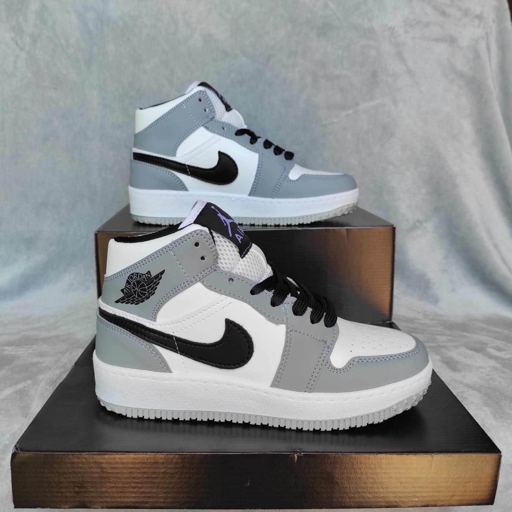 Apenas 50,00€ - Sapatilhas Nike Air Jordan Mid Cinza - Sapataria Lisboa ...
